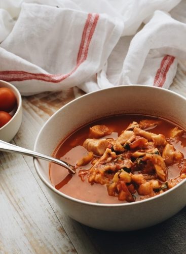 Supă de pește cu roșii – Chilia Buna Vestire