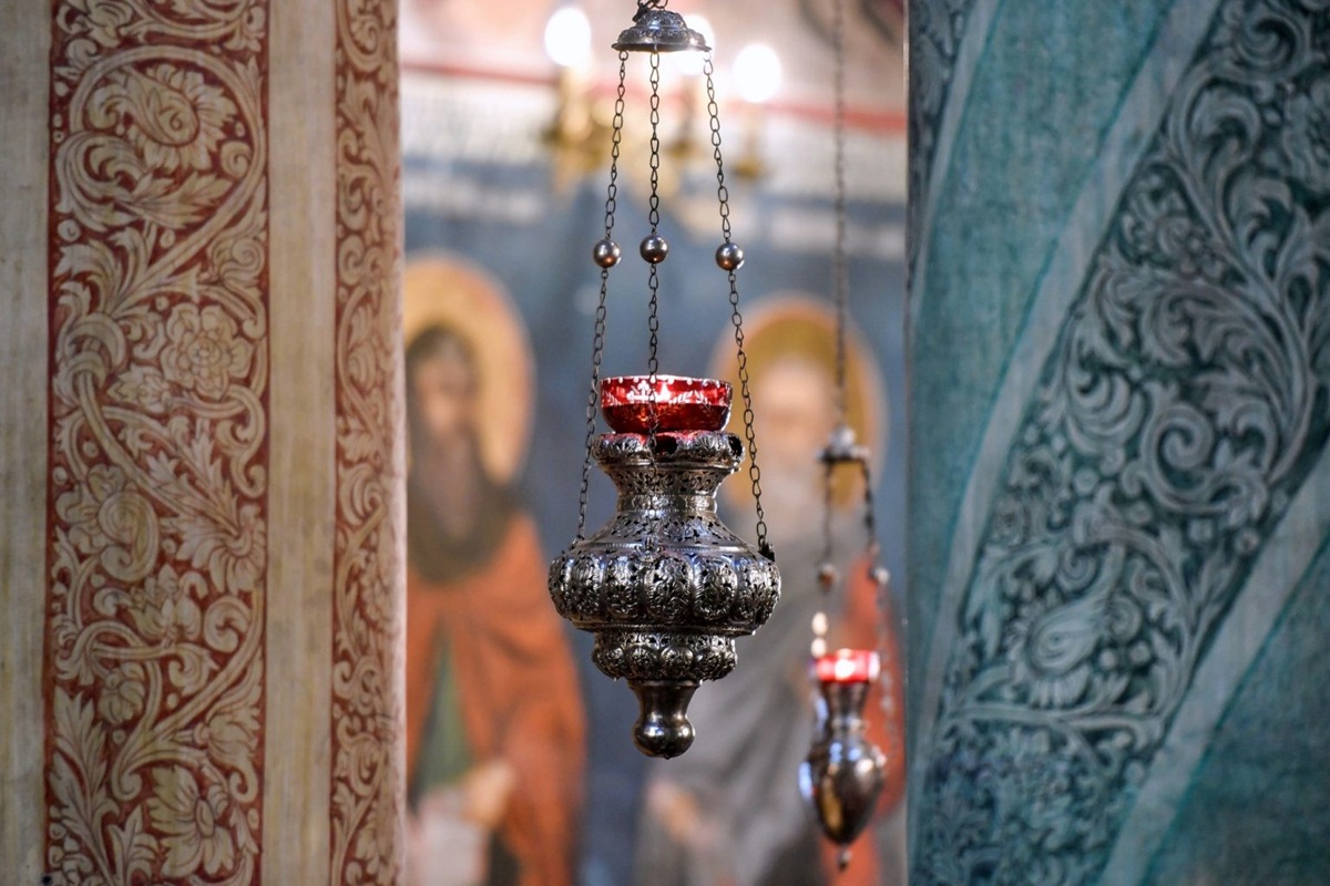 De ce folosește Biserica obiecte de cult din argint? - Chilia "Buna ...