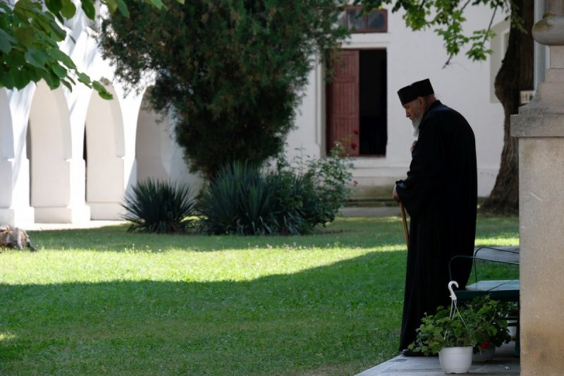 Să ne ferim de cuvinte deșarte - Chilia "Buna-Vestire"