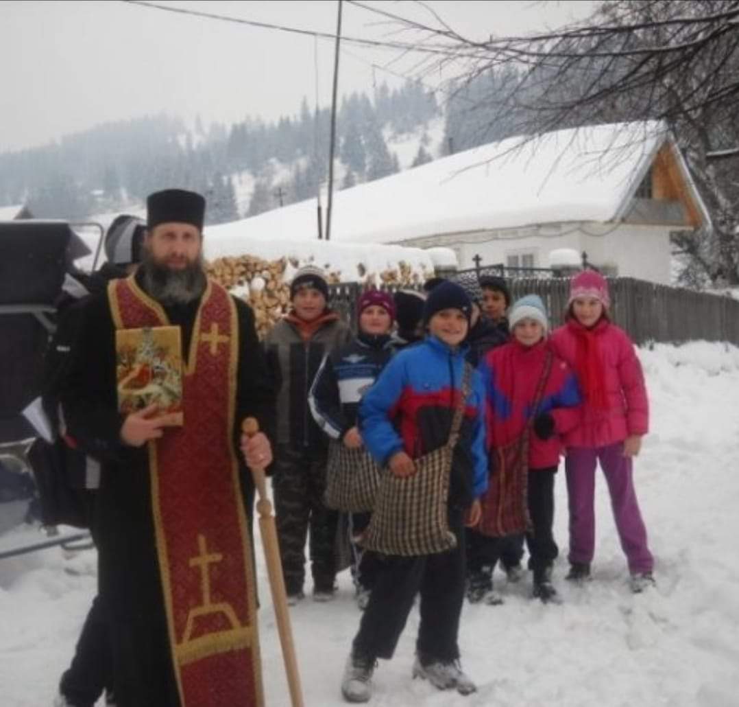 Preotul cu Ajunul Crăciunului - Chilia "Buna-Vestire"