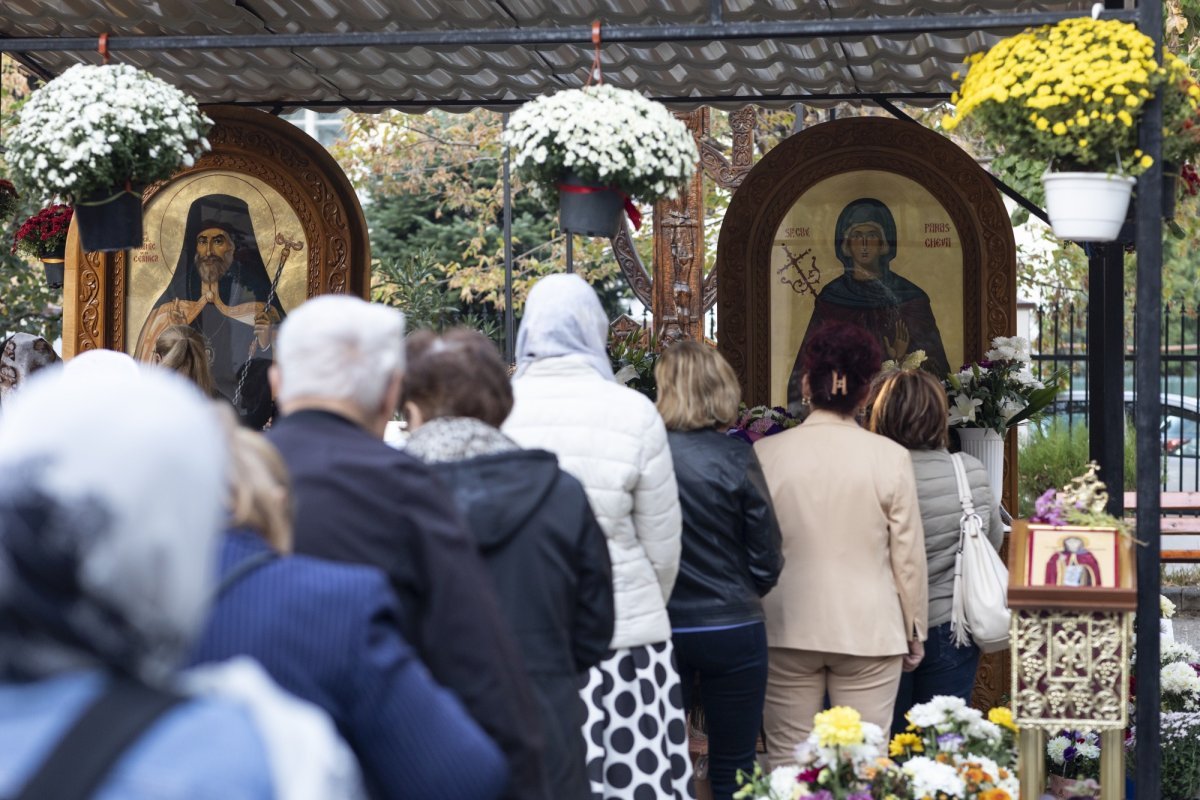 Apostolul zilei (Filipeni 2, 12-16) - Chilia "Buna-Vestire"